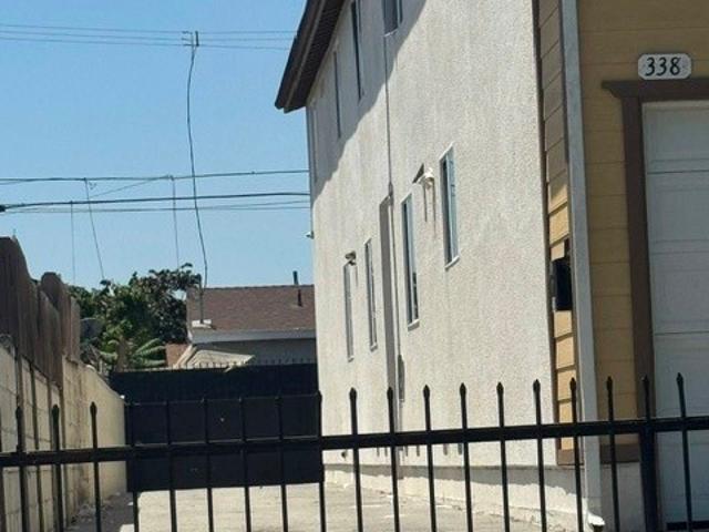 336 338 E 79th