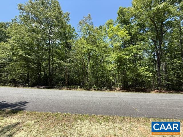 336 Country Club Dr