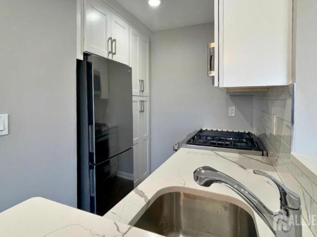 336 Cozzens Court
