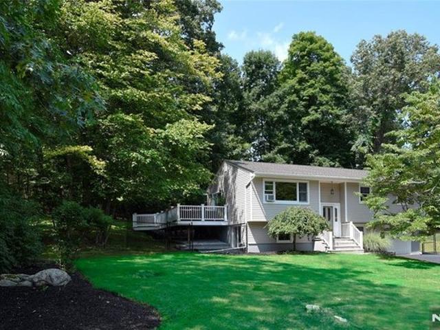 336 Conklintown Rd, Ringwood, NJ 07456