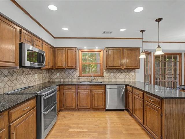 336 Connemara Crossing