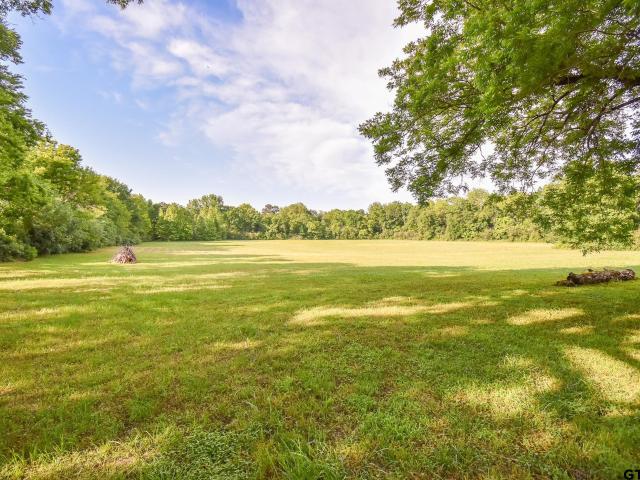 336 Church St, Alto, TX 75925 | MLS #26000