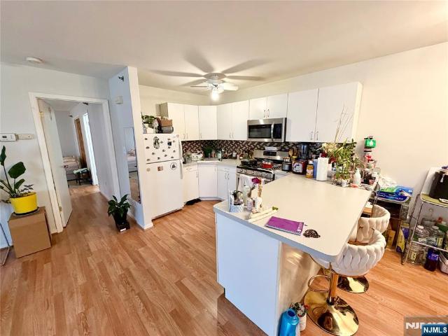 336 Bloomfield Avenue # 3B