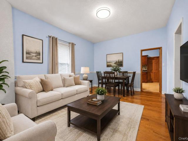336 E 16th Street