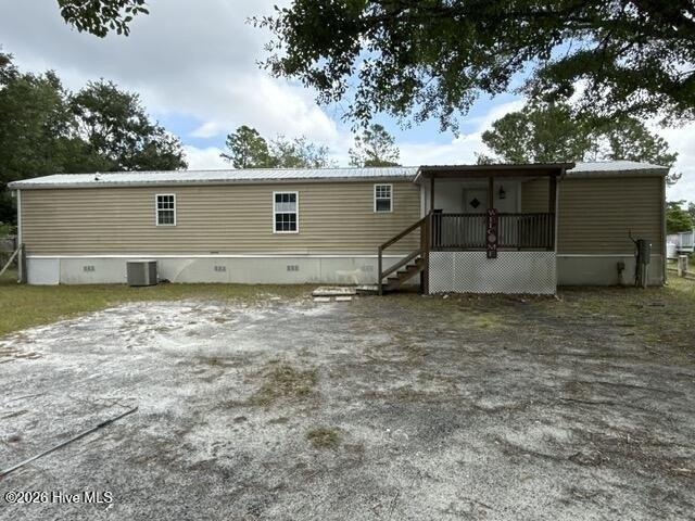 336 Old Folkstone Rd, Holly Ridge, NC 28445