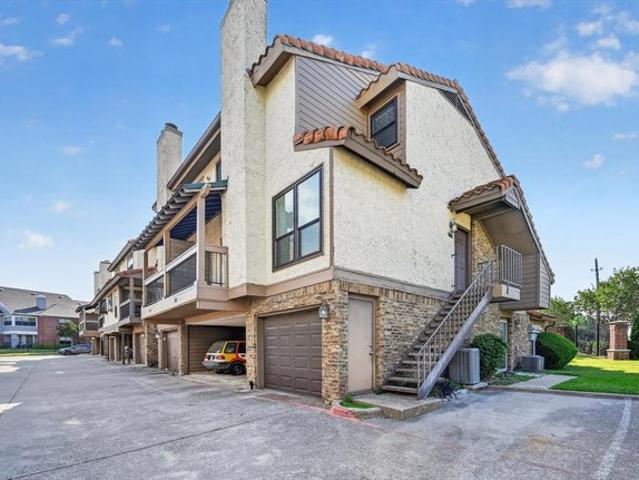 336 Melrose Dr Apt 21D, Richardson, TX 75080