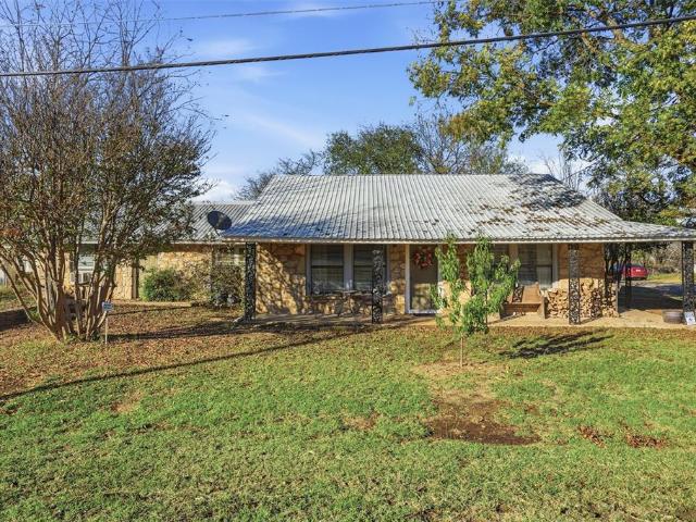 336 S 8th Ave, Palo Pinto, TX 76484 | MLS #21118