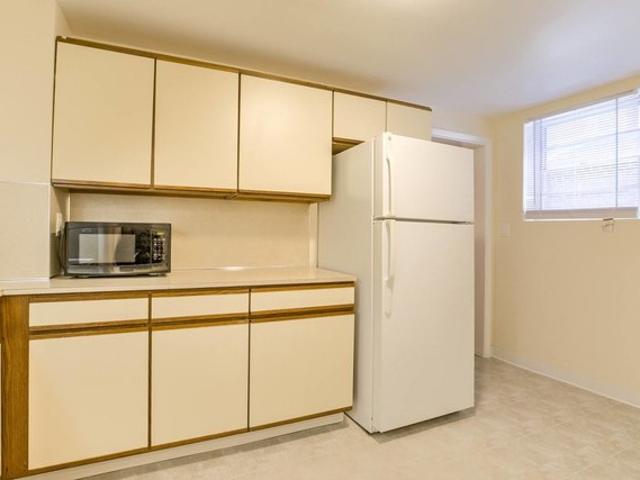 336 S 37th St, Omaha, NE 68131