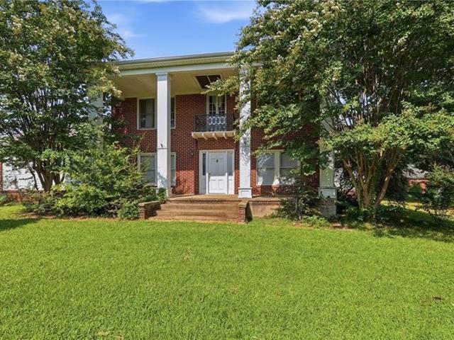 336 Skyline Dr, Russellville, AR 72802