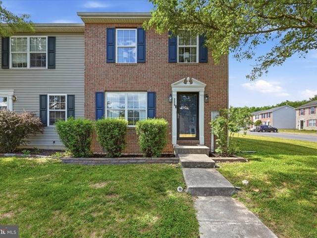 336 Surrey Club Ln, Stephens City, VA 22655