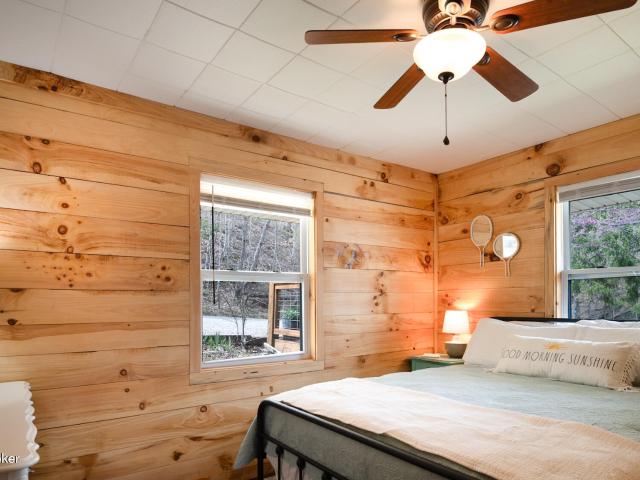 336 Woodland Dr