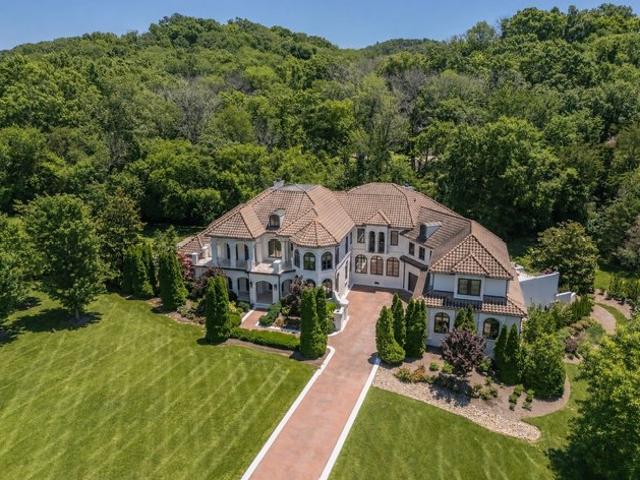 336 White Swans Xing, Brentwood, TN 37027