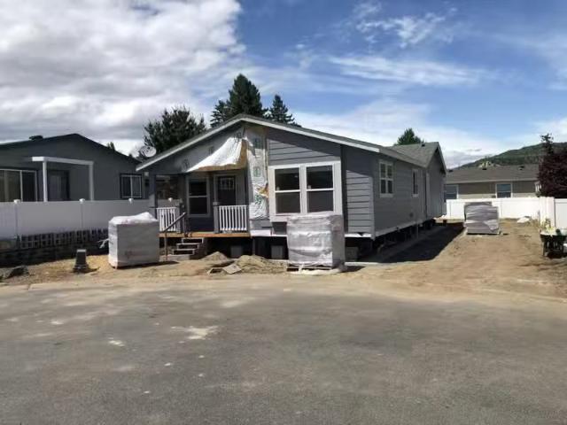 336 WINSTON DR, GRANTS PASS, OR 97526 Mobile Home For Sale ML.