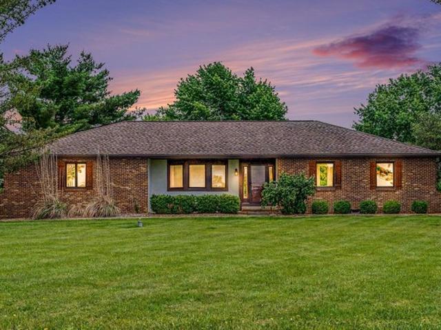3376 Kropp Rd, Grove City, OH 43123