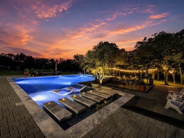 3377 Highway 159 W