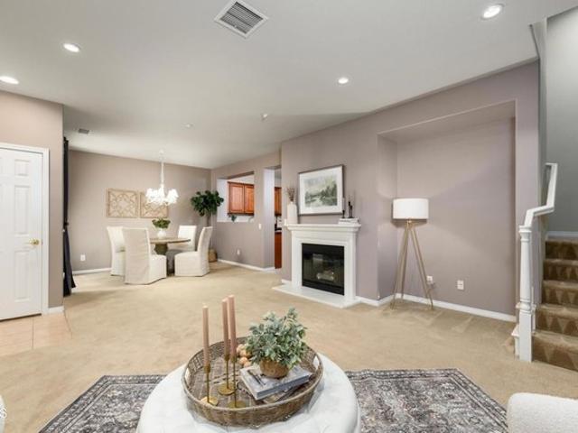 3378 Shadetree Way, Camarillo, CA 93012