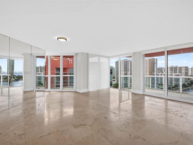 3370 Hidden Bay Drive 2107, Aventura, US, FL
