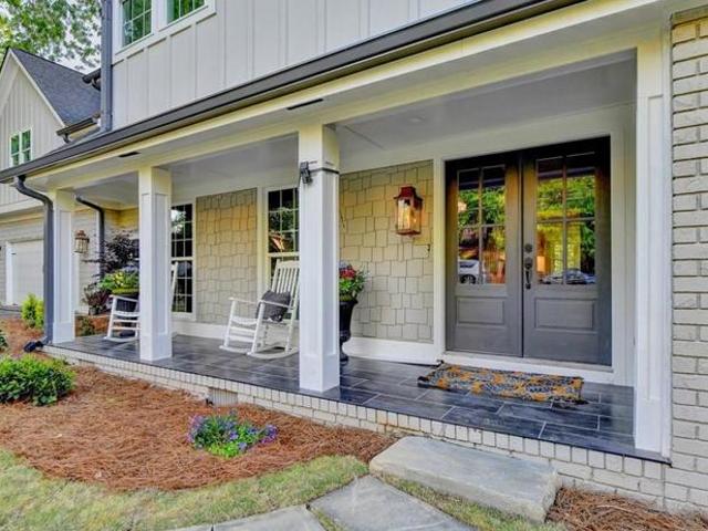 3370 Stratfield Dr NE, Brookhaven, GA 30319