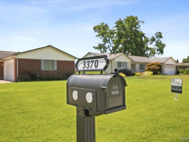 3370 Sandy Creek Drive