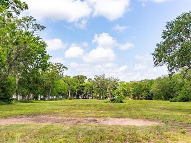 33719 Blue Marlin Dr, Richwood, TX 77515