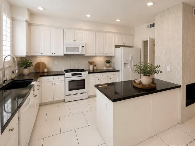 33720 Willow Haven 102
