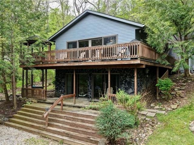 33722 Goodrich Dr, Piedmont, OH 43983