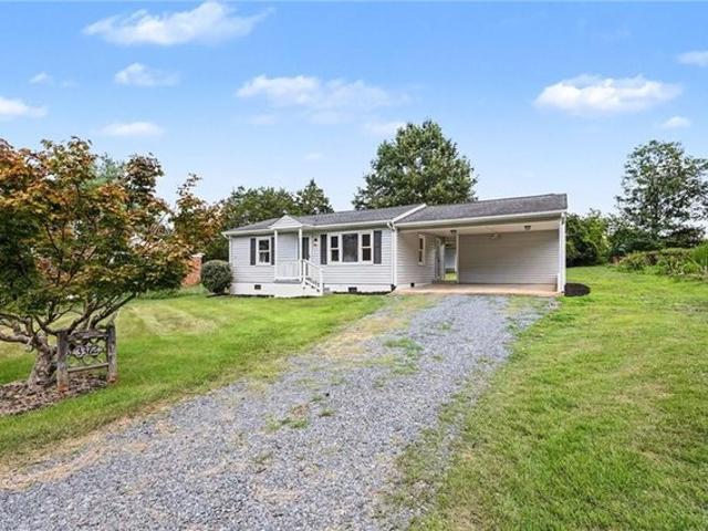 3372 Beavercreek Rd, Randleman, NC 27317