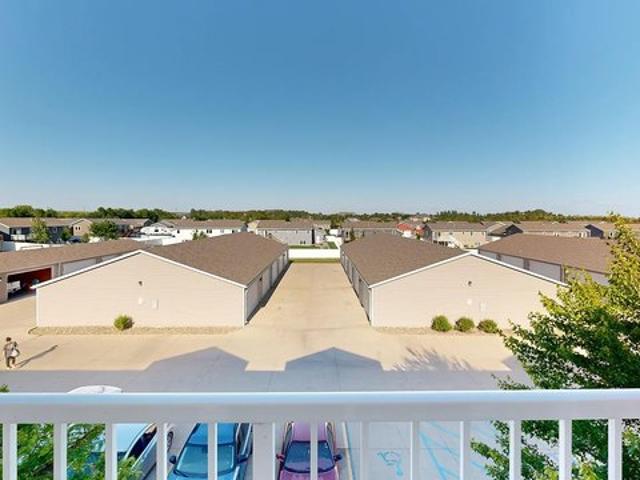 3372 4th Ave E, Dickinson, ND 58601