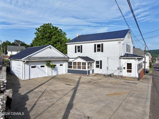 337/339 Chestnut Ave, Bloomsburg, PA 17815