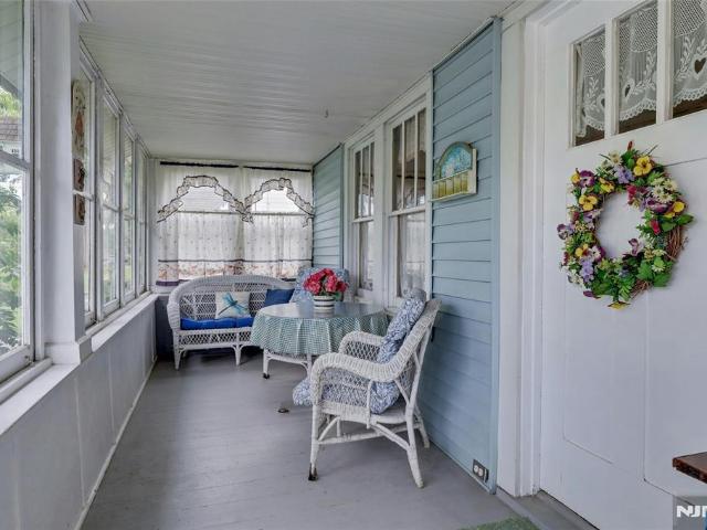 337 Corona Place