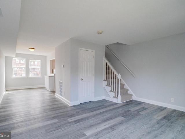 337 Arundel Road W