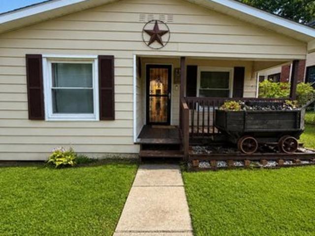 337 Barber Ave, Beckley, WV 25801