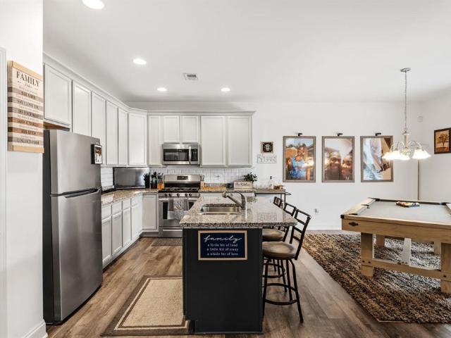 337 Barnhill Court