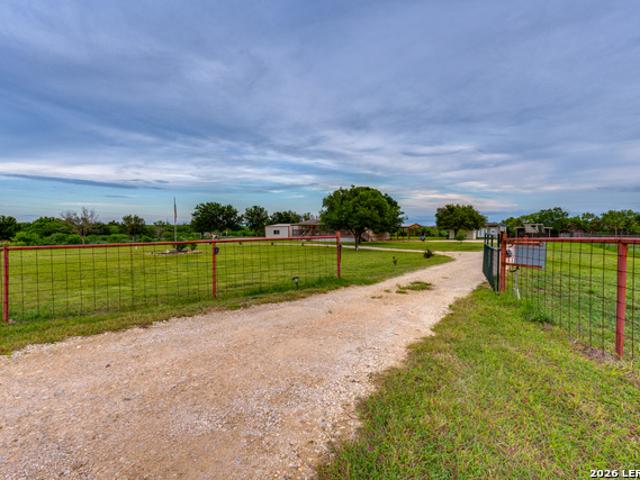 337 Dewey Ln