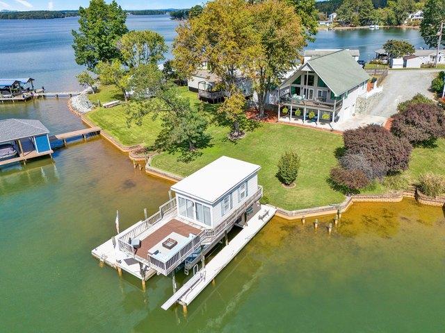 337 Emerald Pt, Penhook, VA 24137