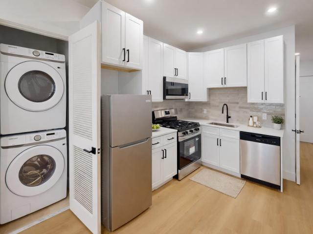 337 Johnston Ave # 504