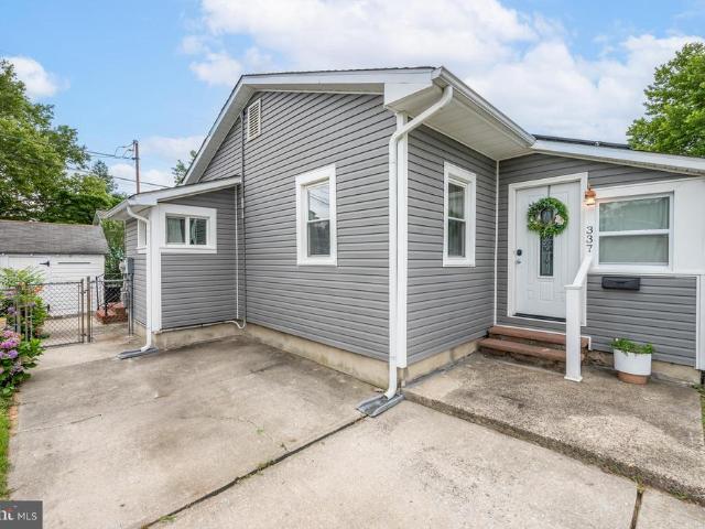 337 Jackson Avenue