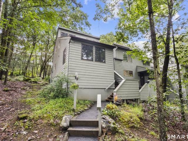 337 Ledge Dr Unit 337, Torrington, CT 06790