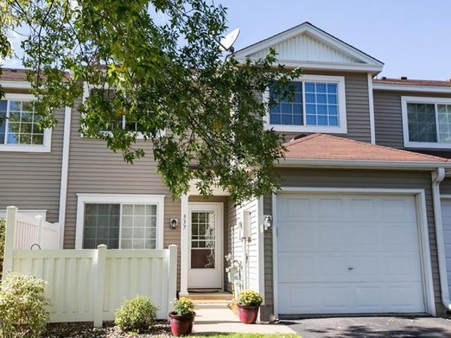 337 Leeward Trl, Woodbury, MN 55129