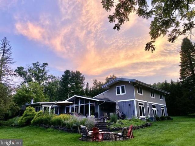 337 Lindsey Dr, Berwyn, PA 19312