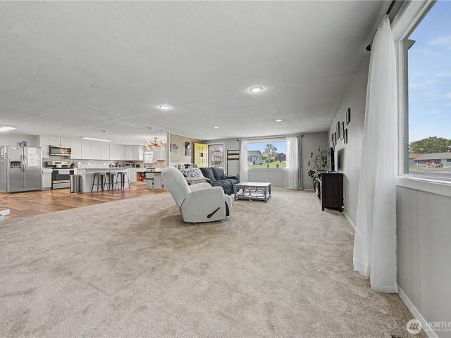 337 N Clark Road