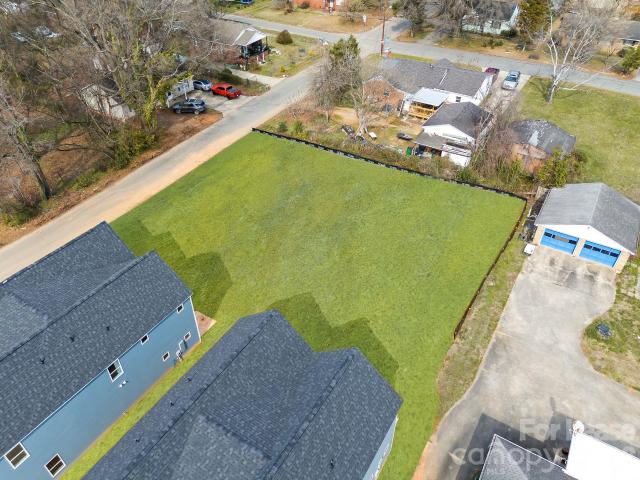 337 N Hoskins Road