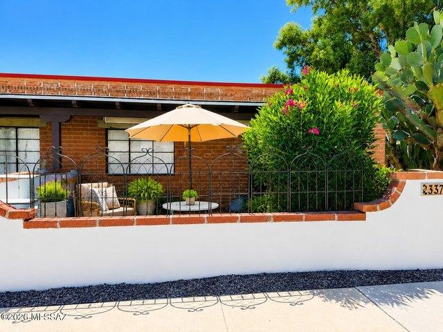 337 S Paseo Lobo Unit D, Green Valley, AZ 85614