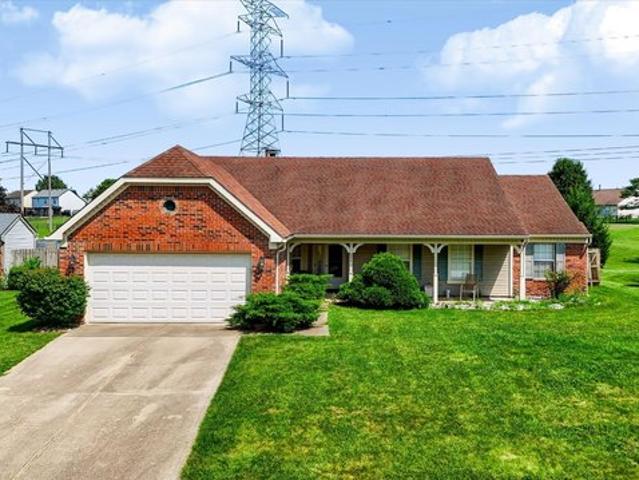 337 Stoneybrook Grove Dr, Greenwood, IN 46142