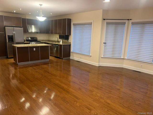 337 Park Crescent