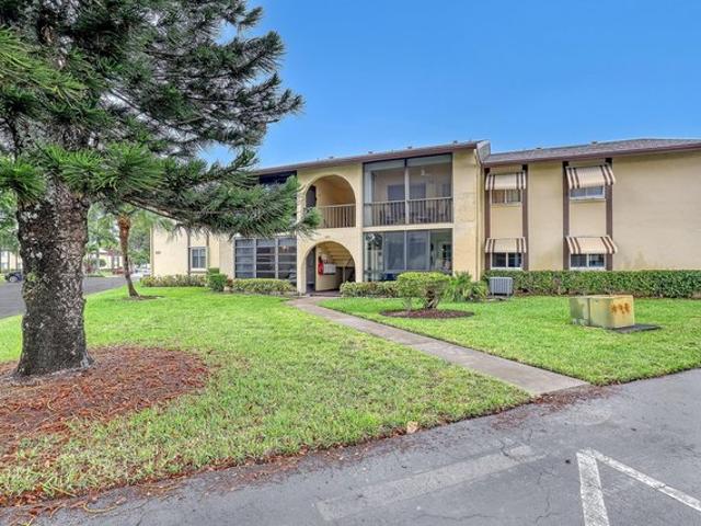337 Pine Ridge Cir Unit A1, Greenacres, FL 33463
