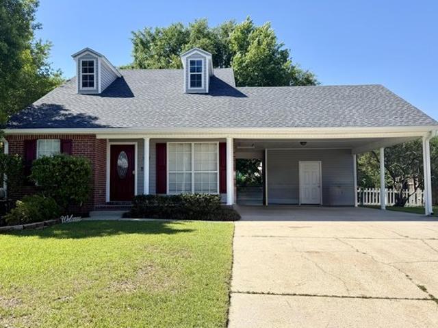 337 Rebecca Ave, Pass Christian, MS 39571