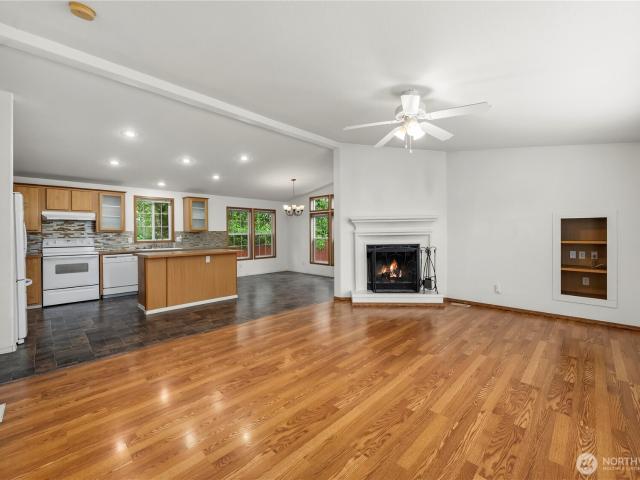 337 Redwood Street