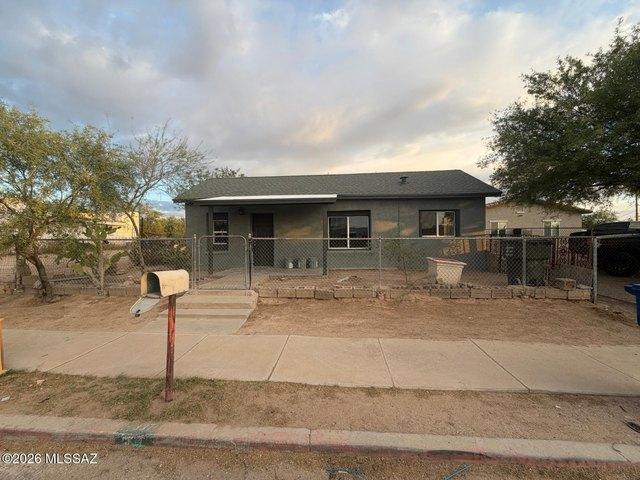 337 W 27th St, Tucson, AZ 85713