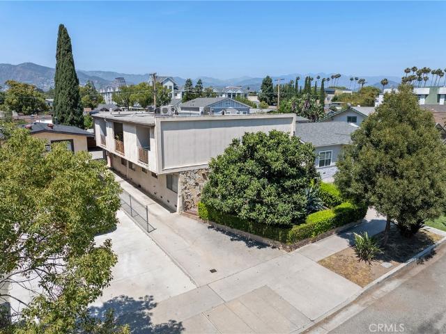 337 W Acacia Avenue